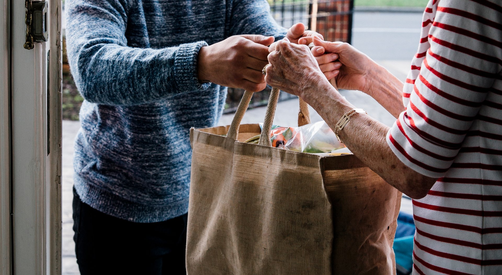 REMA 1000 – Revolutionising Grocery Delivery Through Crowdsourcing